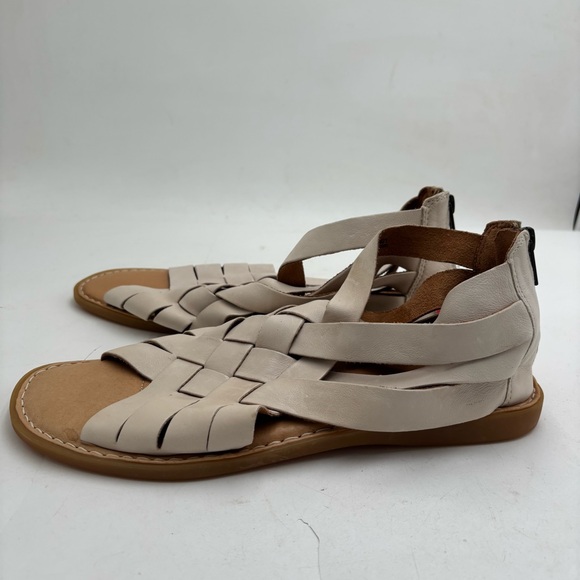 Born | Shoes | New Born Womens 1 Cream Leather Woven Iwa Sandals | Poshmark